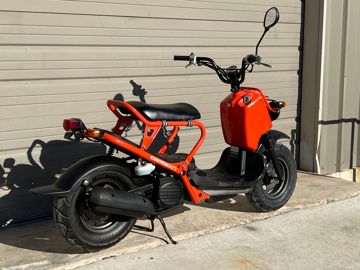 2001 Honda Zoomer NPS50 (002075) – Mr. Motocompo